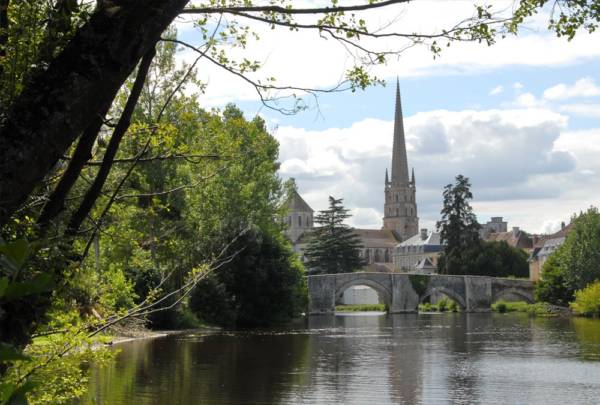 Saint-Savin sur Gartempe – Camping du Moulin de la Gassotte